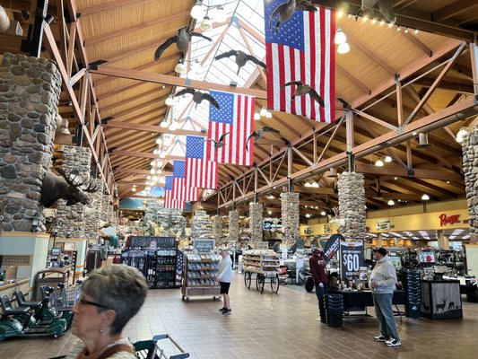 BASS PRO SHOPS - Updated July 2025 - 75 Photos & 63 Reviews - 10300 ...