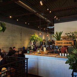 COMMONWEALTH CAFE - Updated December 2025 - 820 Photos & 660 Reviews ...