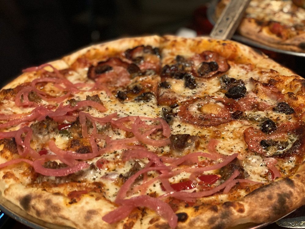 PINKY’S PIZZA - 261 Photos & 275 Reviews - Pizza - 3990 N Interstate ...