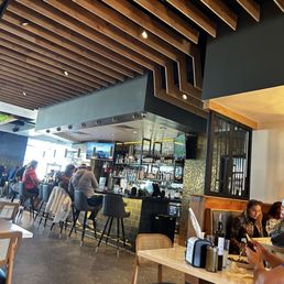 MEDDYS - Updated March 2025 - 120 Photos & 54 Reviews - 4820 E 61st St ...