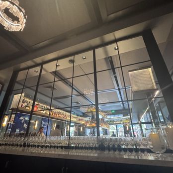 AUGUSTINE - Updated May 2025 - 559 Photos & 121 Reviews - 377 Santana ...