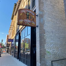 THE TOASTED FROG - Updated December 2025 - 122 Photos & 186 Reviews ...