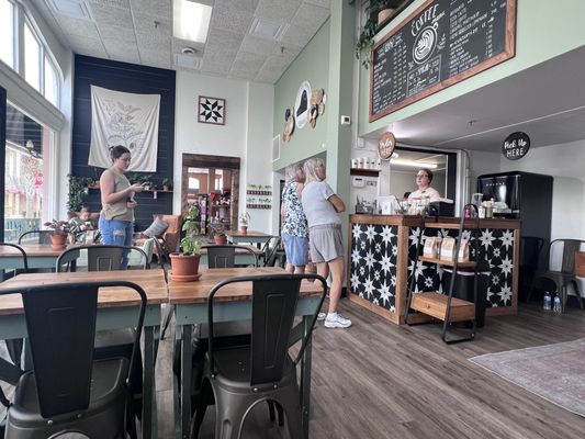 THE FLORIDA FARMHOUSE COFFEE - Updated December 2025 - 30 Photos & 17 ...