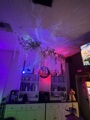818 HOOKAH LOUNGE - Updated January 2026 - 13 Photos - 2229 Lincoln Ave ...