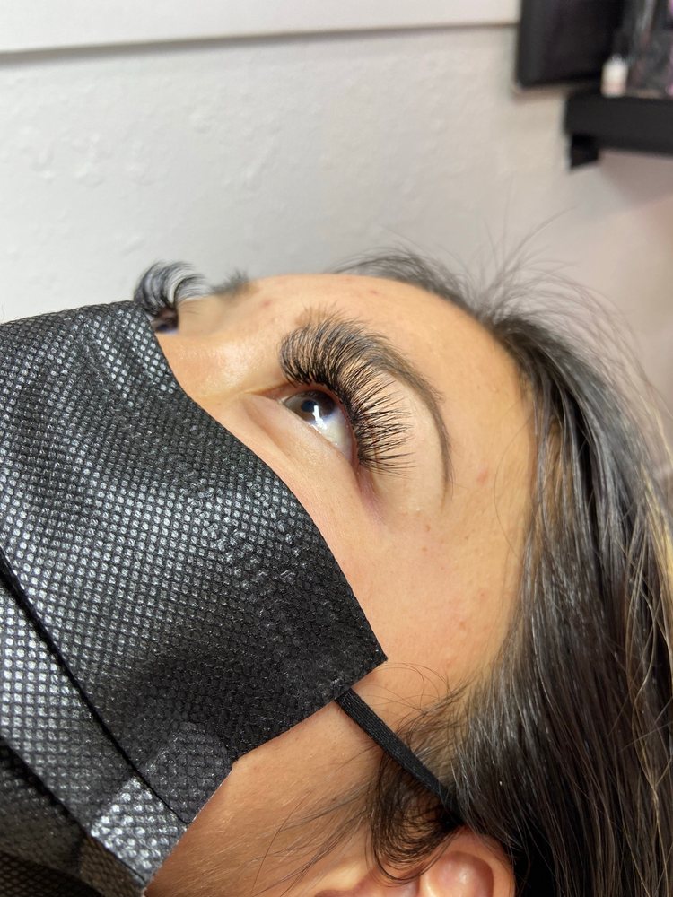 LAYERS AND LASHES - 94-210 Hanawai Cir, Waipahu, Hawaii - Eyelash ...