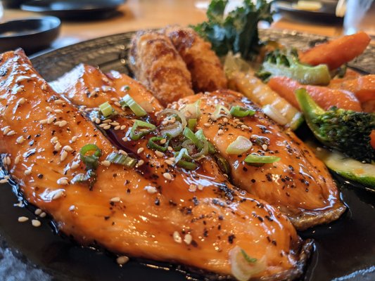 MINAMI SUSHI - 296 Photos & 369 Reviews - 716 S Barrington Rd ...