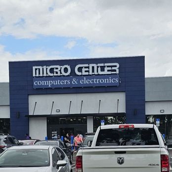 MICRO CENTER - Updated October 2025 - 29 Photos - 7795 W Flagler St ...