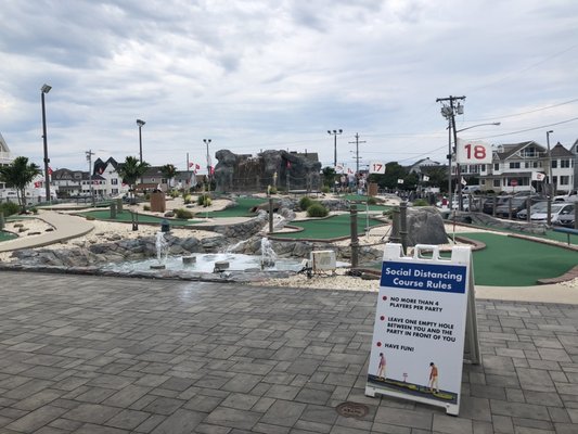 LIGHTHOUSE POINT MINIATURE GOLF - Updated August 2025 - 18 Photos - 801 ...