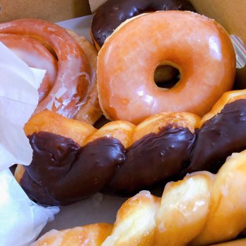 SAM’S DONUT SHOP - Updated May 2025 - 76 Photos & 87 Reviews - 3504 ...