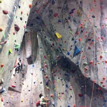 METROROCK - Updated October 2025 - 37 Photos & 133 Reviews - 69 Norman ...