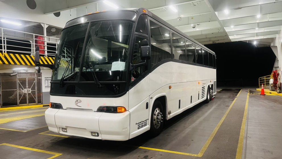 PRESIDENTIAL TRANSPO & PARTY BUS - Updated October 2025 - 152 Photos ...