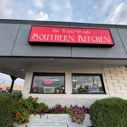 SAROM’S SOUTHERN KITCHEN - Updated December 2025 - 1987 Photos & 1513 ...