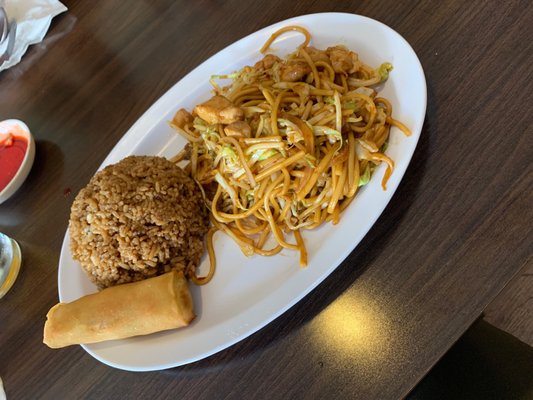 WOK IN CAFE - 213 Photos & 329 Reviews - 26 E State St, Redlands ...