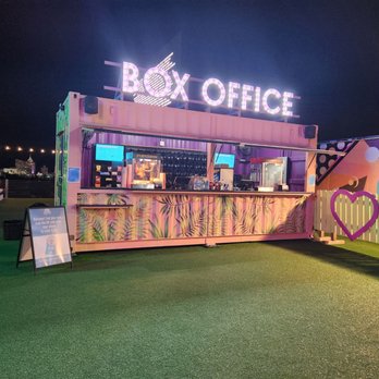 ROOFTOP CINEMA CLUB SOUTH BEACH - Updated April 2025 - 322 Photos & 138 ...