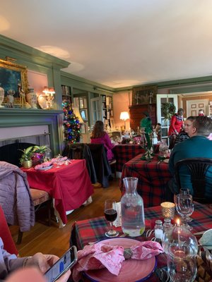 OSCAR SWAN COUNTRY INN - Updated December 2025 - 33 Photos & 59 Reviews ...