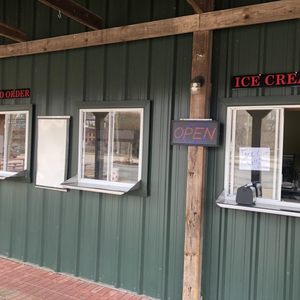 BOGEY’S ICE CREAM - 49 Photos & 30 Reviews - 205 East Thompson Rd ...