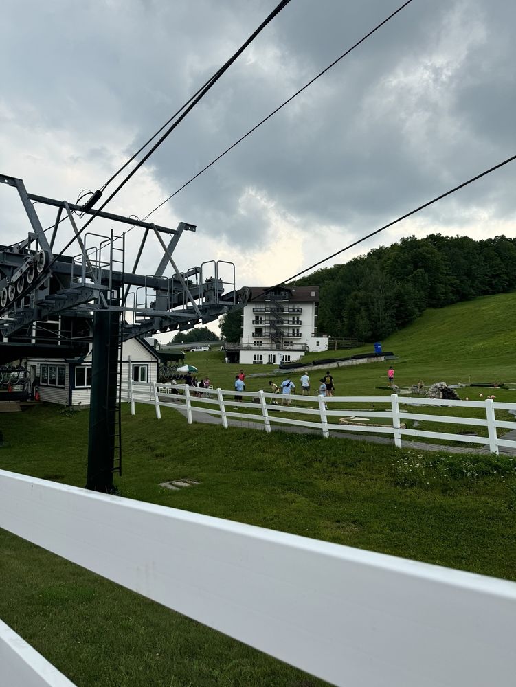 BROMLEY MOUNTAIN SKI RESORT - Updated January 2026 - 44 Photos & 52 ...