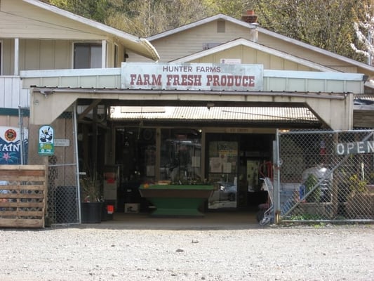 HUNTER FARMS - Updated January 2026 - 17 Photos & 32 Reviews - 1921 E ...