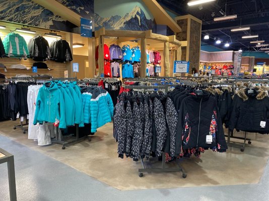 SUN & SKI SPORTS - Updated May 2024 - 174 Photos & 33 Reviews - 3000 ...