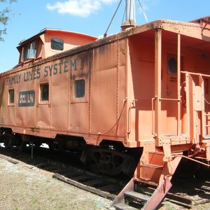 LADY LAKE PUBLIC LIBRARY - Updated January 2026 - 11 Photos - 225 W ...