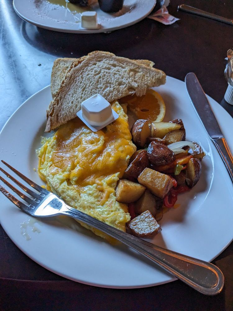 STRATUS RESTAURANT AND BAR - Updated December 2025 - 69 Photos & 18 ...