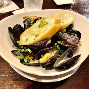 RAY’S ON THE RIVER - 1310 Photos & 1291 Reviews - 6700 Powers Ferry Rd ...