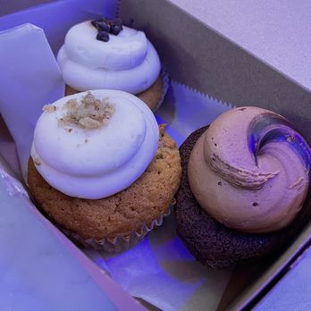 LITTLE CUPCAKE BAKESHOP - Updated July 2024 - 1801 Photos & 1196 ...