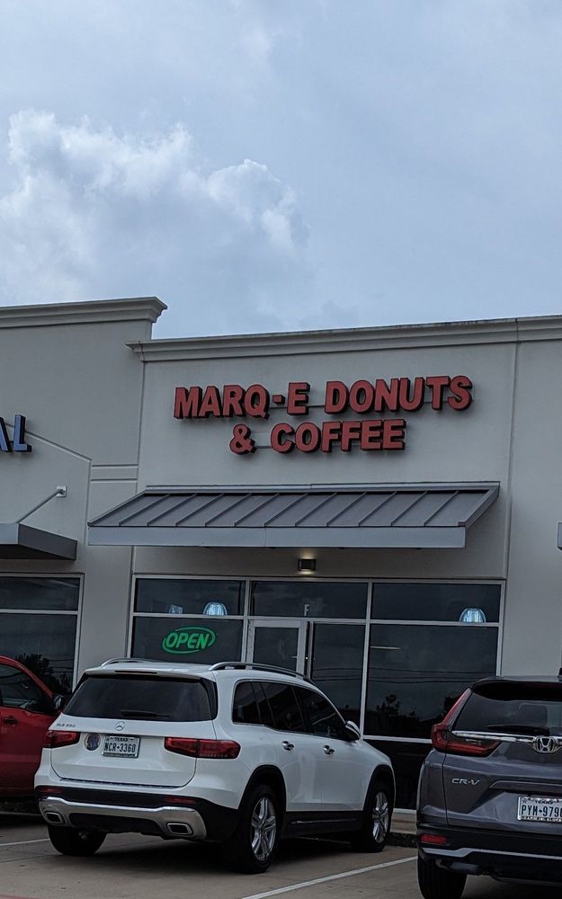 MARQ’ E DONUTS & COFFEE - Updated December 2024 - 13 Photos & 21 ...
