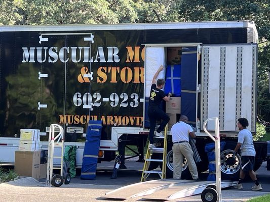 MUSCULAR MOVING MEN AND STORAGE - Updated December 2025 - 547 Photos ...