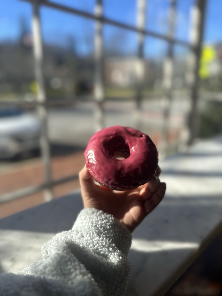RISE DOUGHNUTS - Updated December 2025 - 66 Photos & 73 Reviews - 28 ...