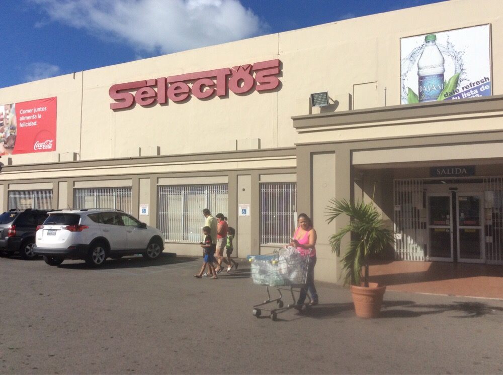 SUPERMERCADO SELECTOS - Updated October 2025 - Avenida José González ...