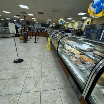 MORENO BAKERY - Updated March 2025 - 878 Photos & 800 Reviews - 737 W ...