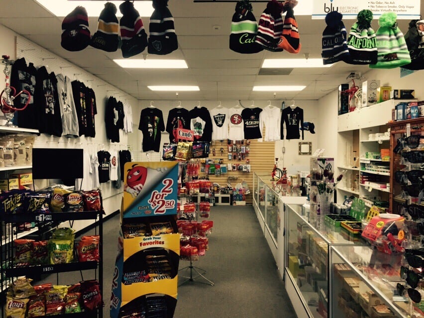 SMOKE 4 LESS - Updated April 2025 - 21 Photos - 4235 Century Blvd ...