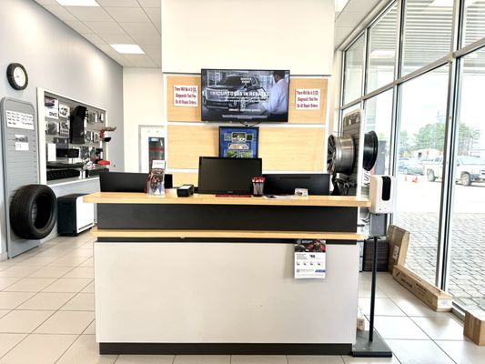 BULL MOTOR - Updated December 2025 - Request a Quote - 16 Photos - 224 ...