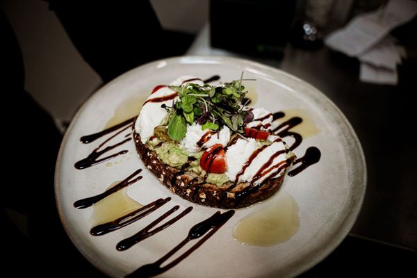 PERLA COFFEE CO & EATERY - Updated July 2025 - 129 Photos & 46 Reviews ...