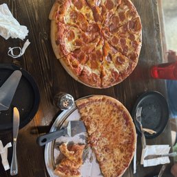 PIZZA MADNESS MAUI - Updated March 2026 - 446 Photos & 746 Reviews ...