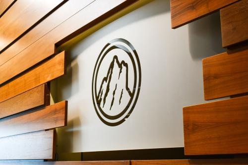 RED ROCKS CREDIT UNION - Updated October 2024 - 59 Reviews - 9332 ...