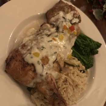 GAR WOODS GRILL & PIER - Updated April 2025 - 1705 Photos & 1615 ...