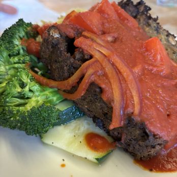 BERRY HILL FOOD CO - Updated April 2026 - 64 Photos & 76 Reviews - 82 ...