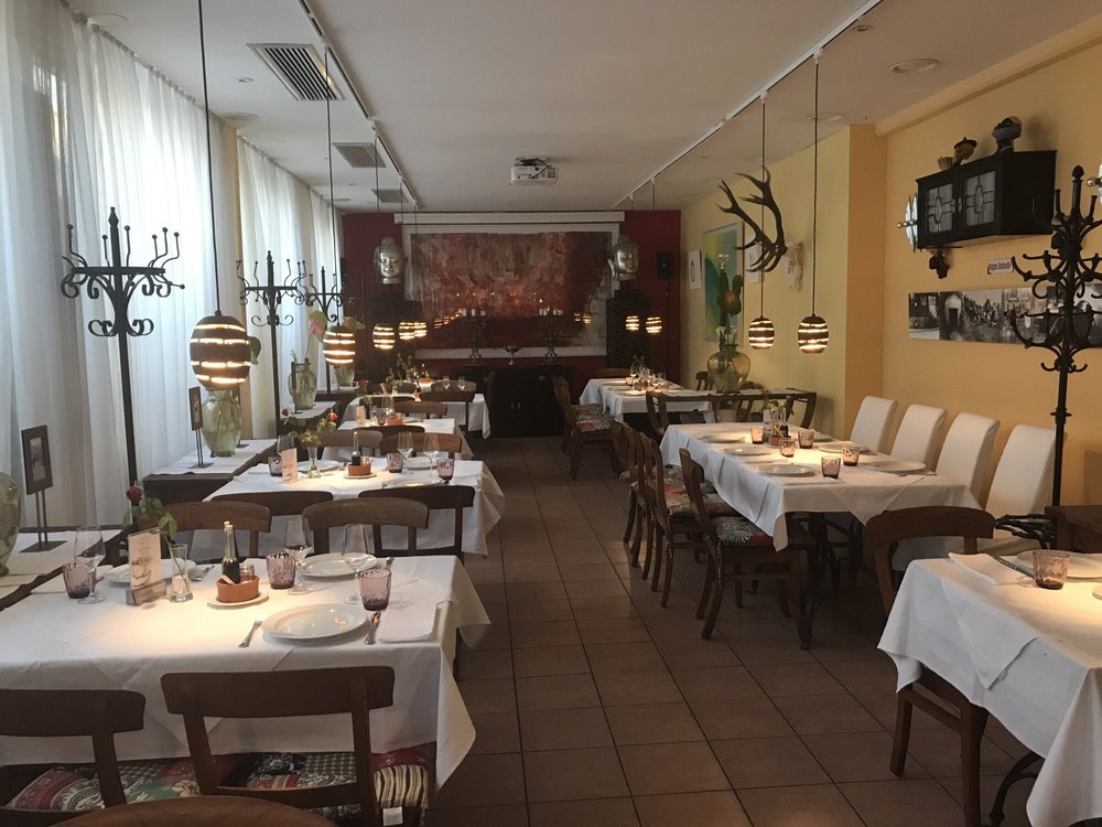 LUCULLUS - Updated July 2025 - 25 Photos & 11 Reviews - Neulinggasse 29 ...