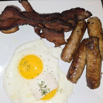 RED DOG BAR & BISTRO - Updated October 2025 - 21 Photos & 28 Reviews ...