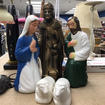 GOODWILL INDUSTRIES - Updated December 2025 - 13 Photos & 13 Reviews ...