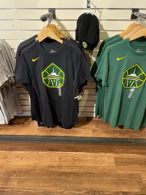 SIMPLY SEATTLE - Updated December 2025 - 49 Photos & 86 Reviews - 1600 ...