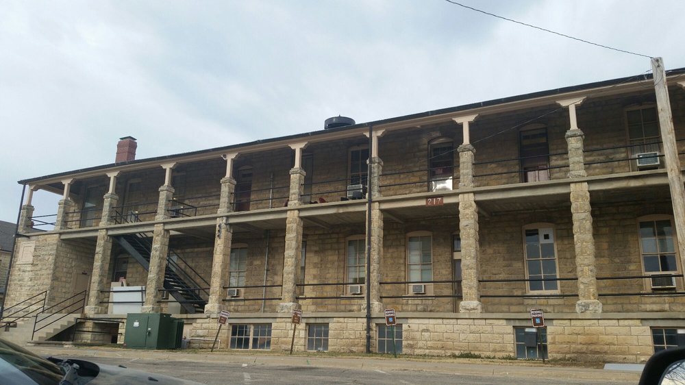 BARTON COUNTY COMMUNITY COLLEGE - Updated December 2024 - 211 Custer ...