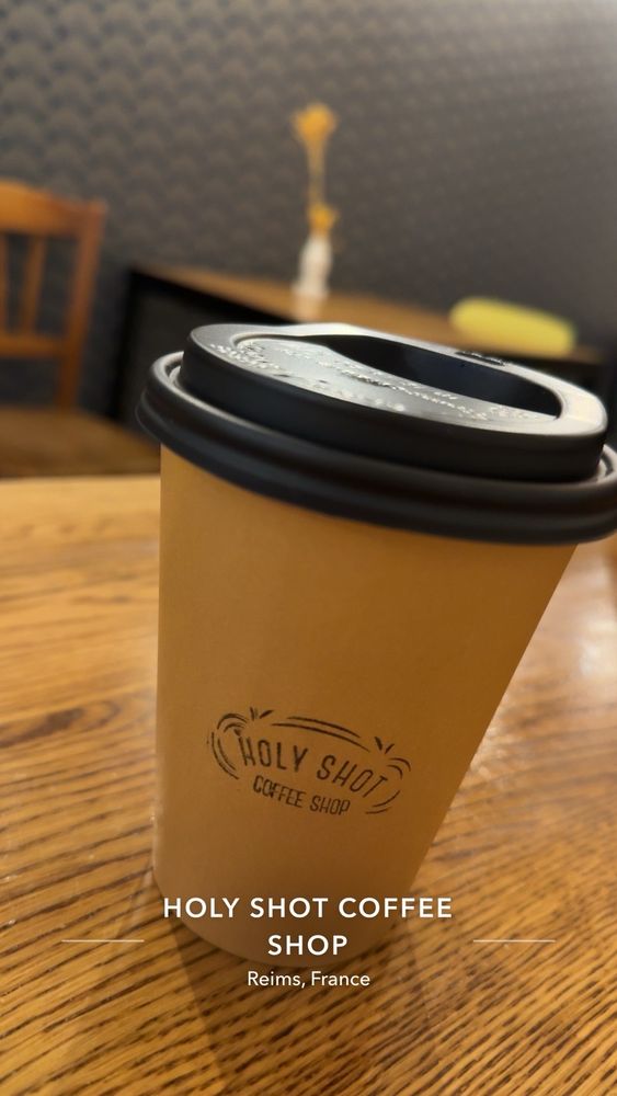 HOLY SHOT COFFEE SHOP - Updated September 2025 - 38 Rue de Talleyrand ...
