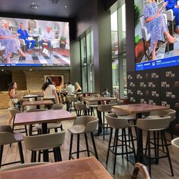 CMX BRICKELL DINE-IN - Updated July 2025 - 516 Photos & 474 Reviews ...