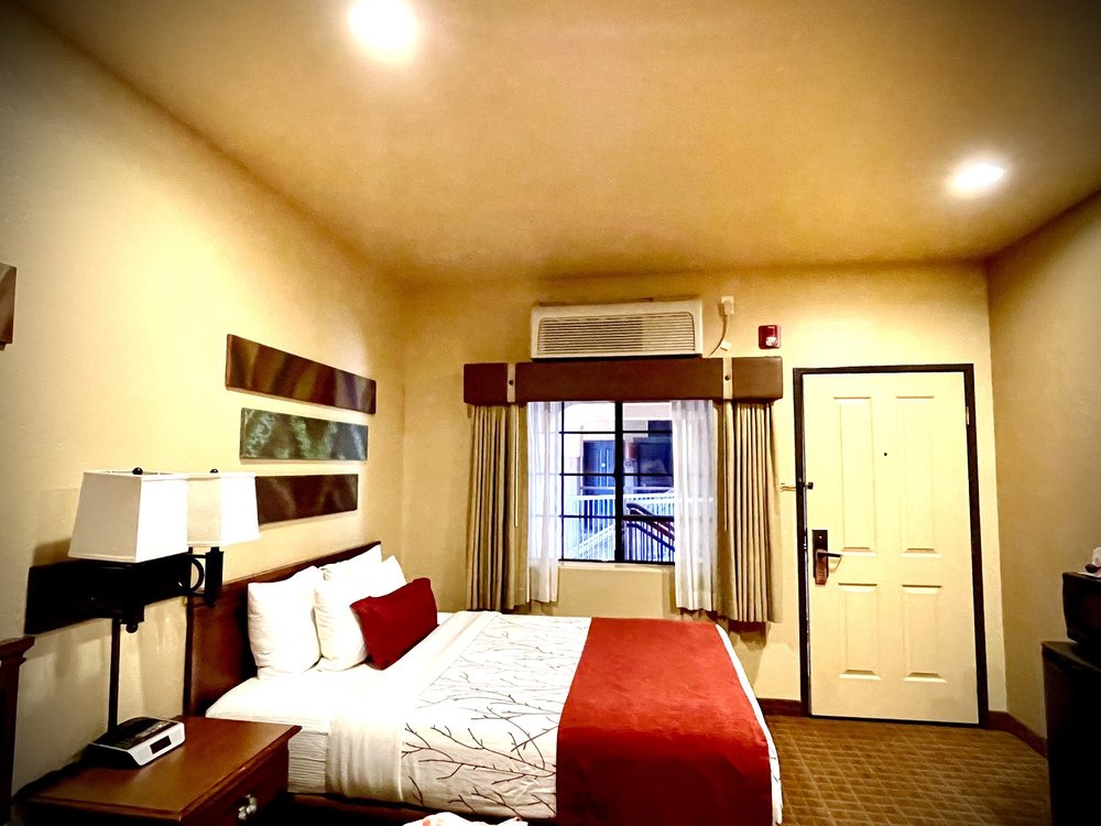 SEDONA REAL INN & SUITES - CLOSED - Updated June 2025 - 226 Photos ...