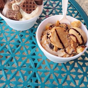 EZ FREEZY - Updated January 2025 - 14 Photos & 27 Reviews - 6495 Keizer ...