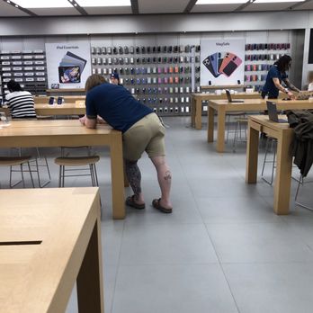 APPLE SOUTHDALE - Updated October 2025 - 27 Photos & 119 Reviews - 1575 ...