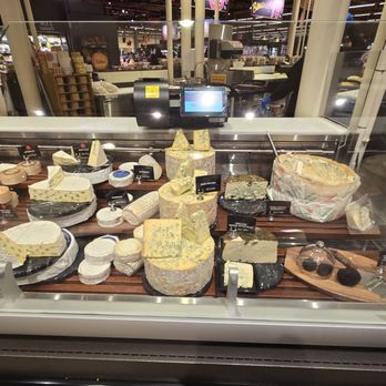 WEGMANS - Updated January 2026 - 422 Photos & 47 Real Reviews - 3270 ...